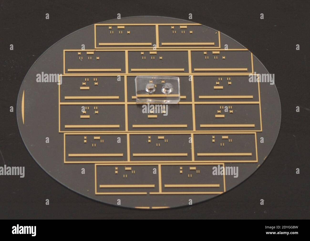 Lab on a chip hi-res stock photography and images - Alamy