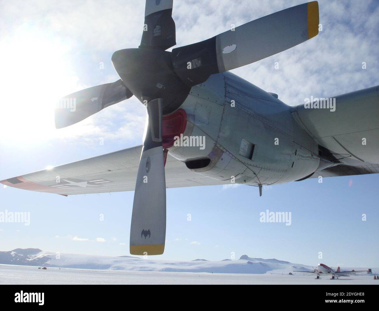 Vintage prop scene hi-res stock photography and images - Alamy