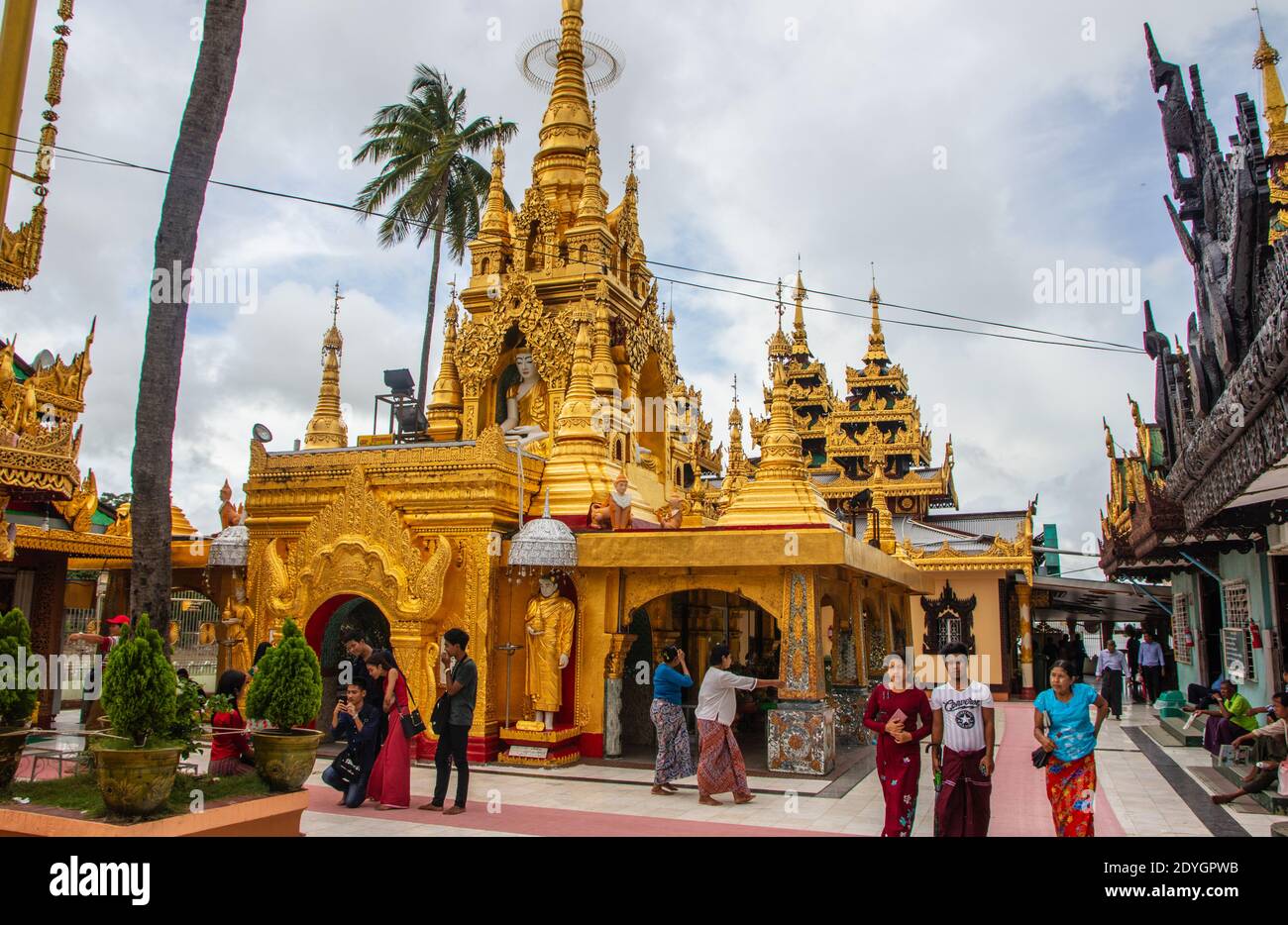 Yele paya pagoda hi-res stock photography and images - Alamy
