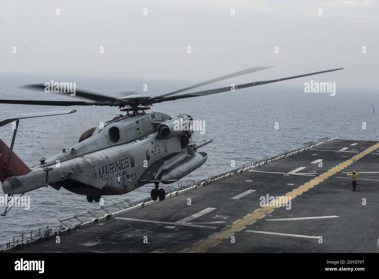 Launch from flight deck 140329 Stock Photo - Alamy