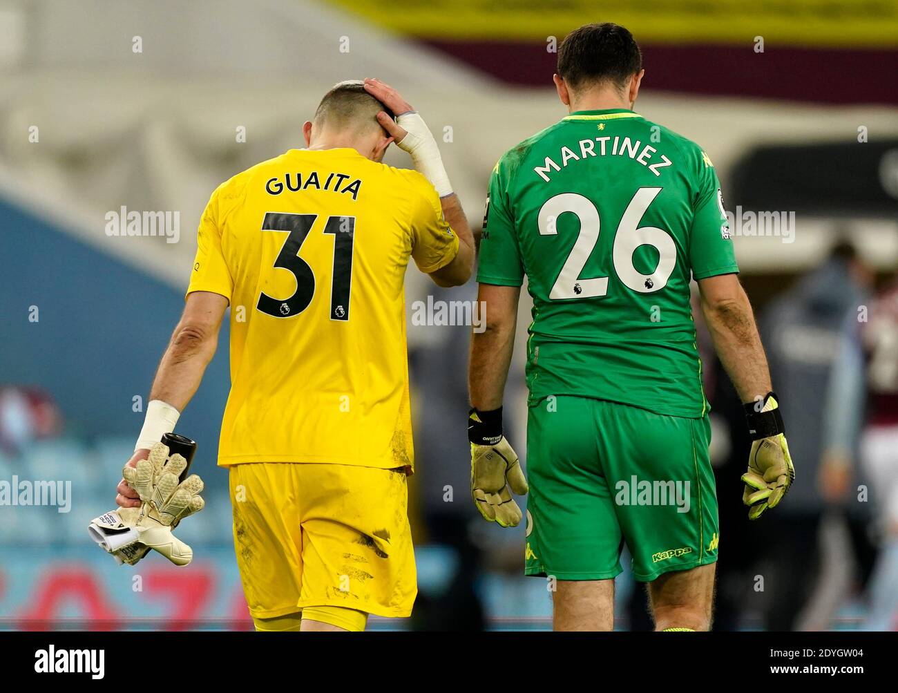 Crystal Palace goalkeeper Vicente Guaita and Aston Villa goalkeeper ...