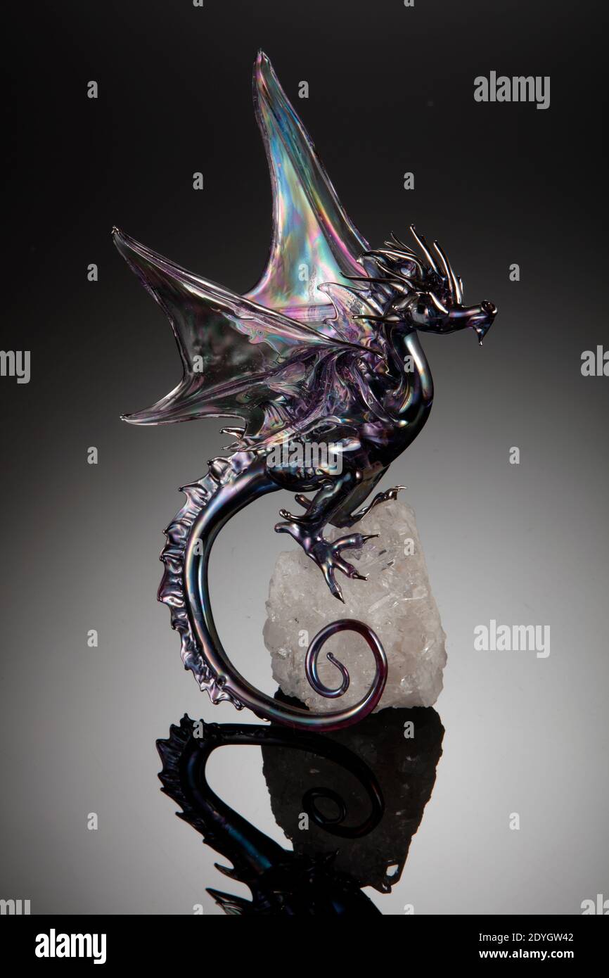Sandra Young glass artist Stock Photo - Alamy