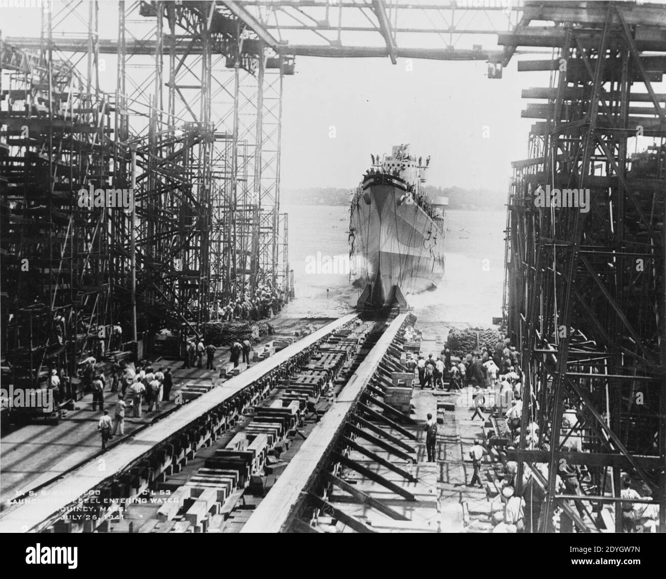 Launching of USS San Diego (CL-53) at the Fore River Shipyard on 26 ...
