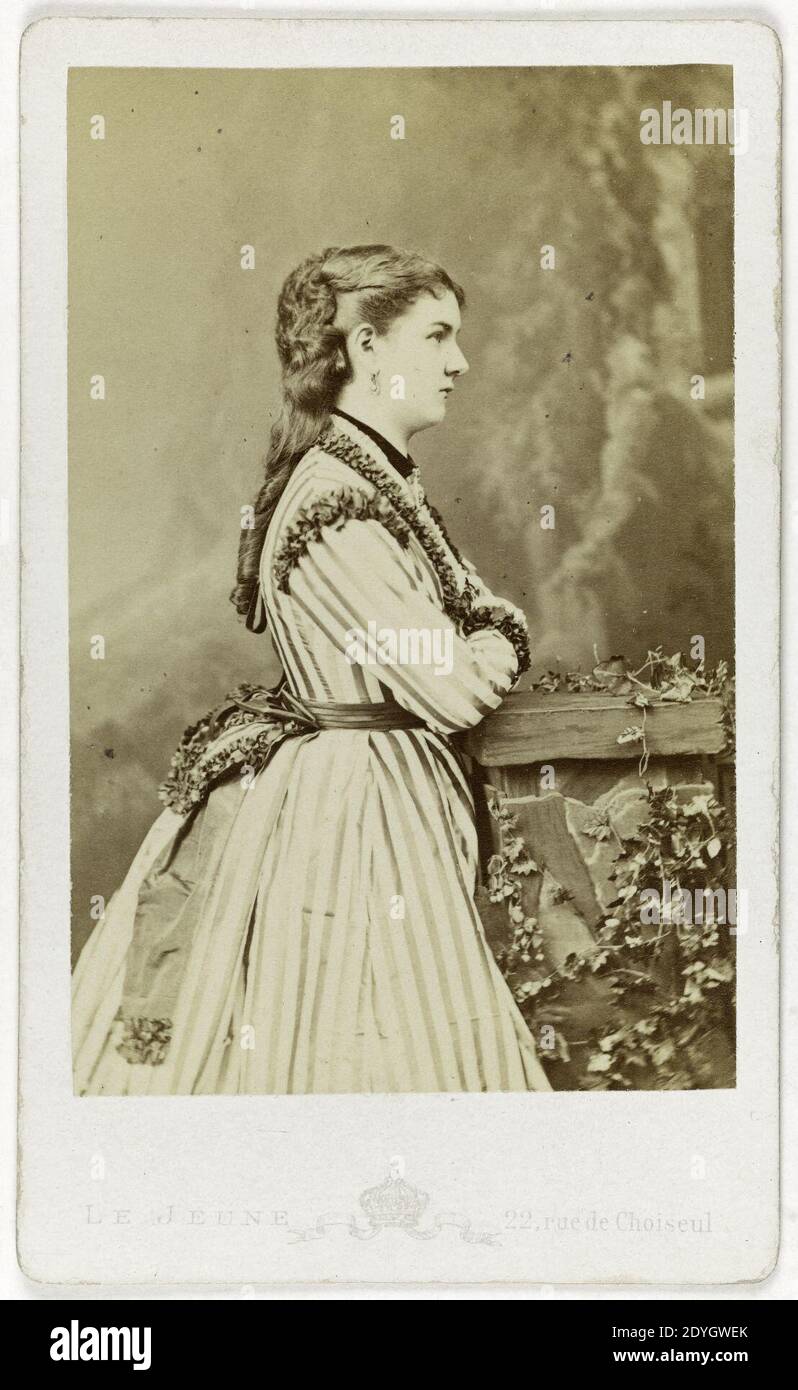 Mary victoria hamilton hi-res stock photography and images - Alamy