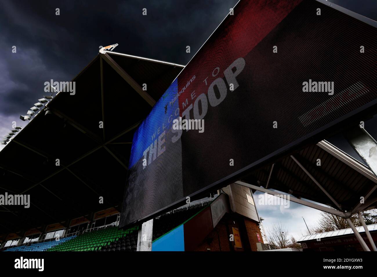 View inside twickenham stadium hi-res stock photography and images - Alamy