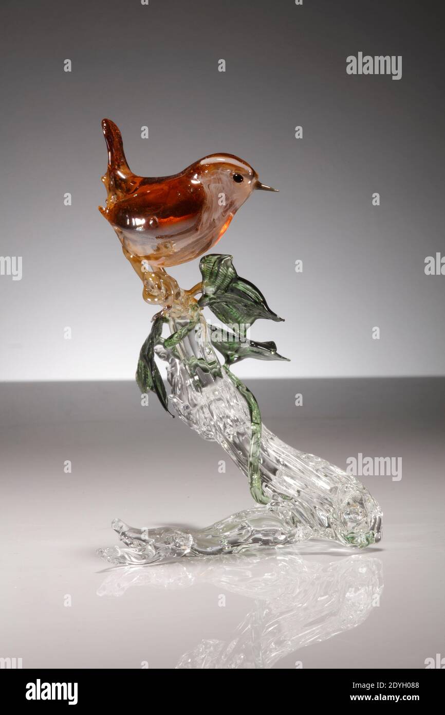 Sandra Young glass artist Stock Photo - Alamy