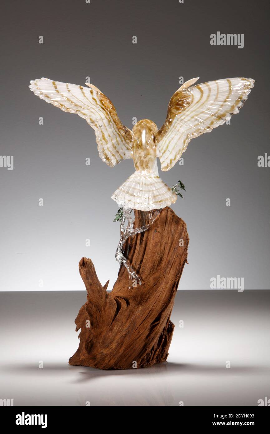 Sandra Young glass artist Stock Photo - Alamy