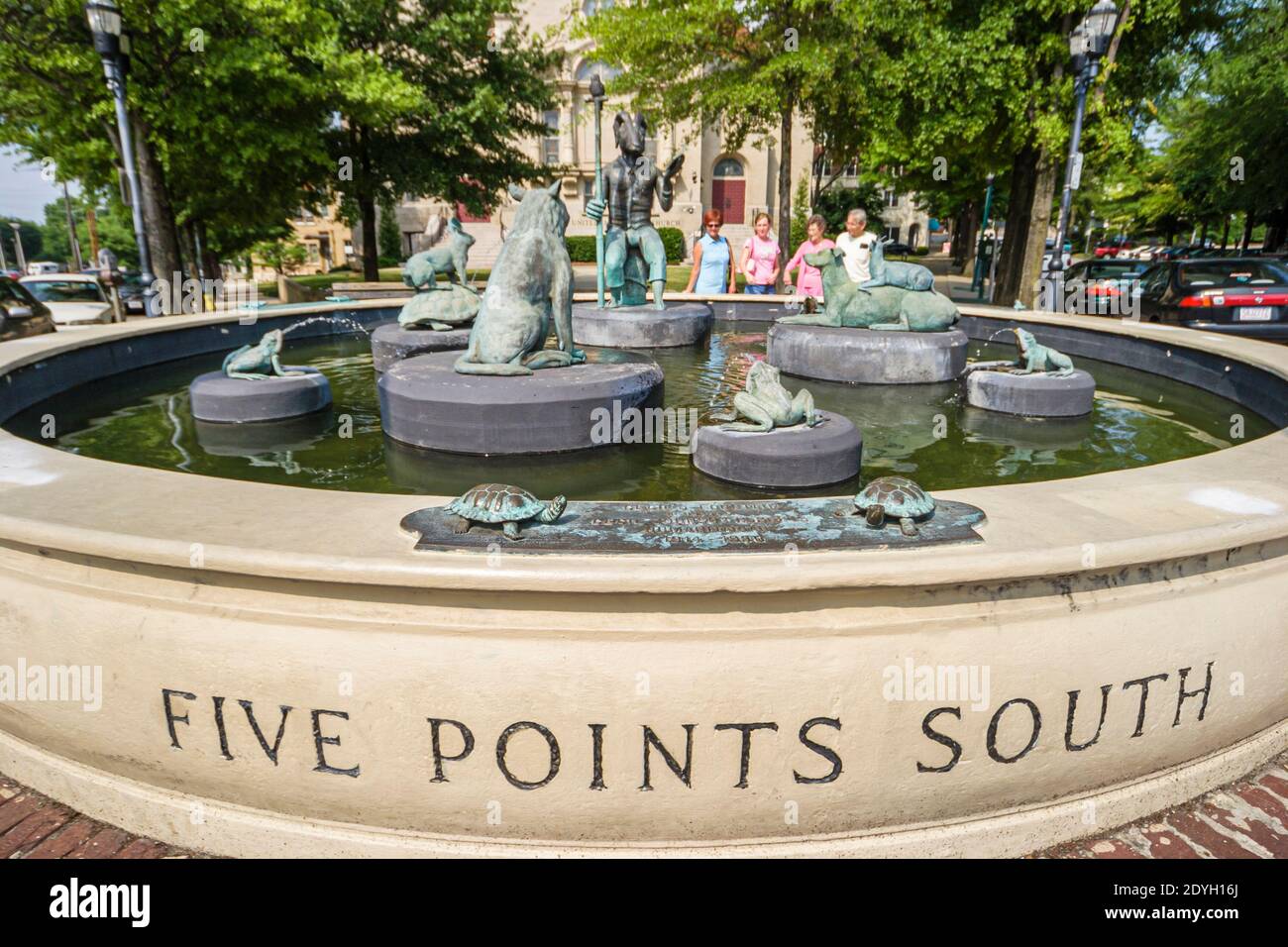 Birmingham landmark sculpture hi-res stock photography and images - Alamy