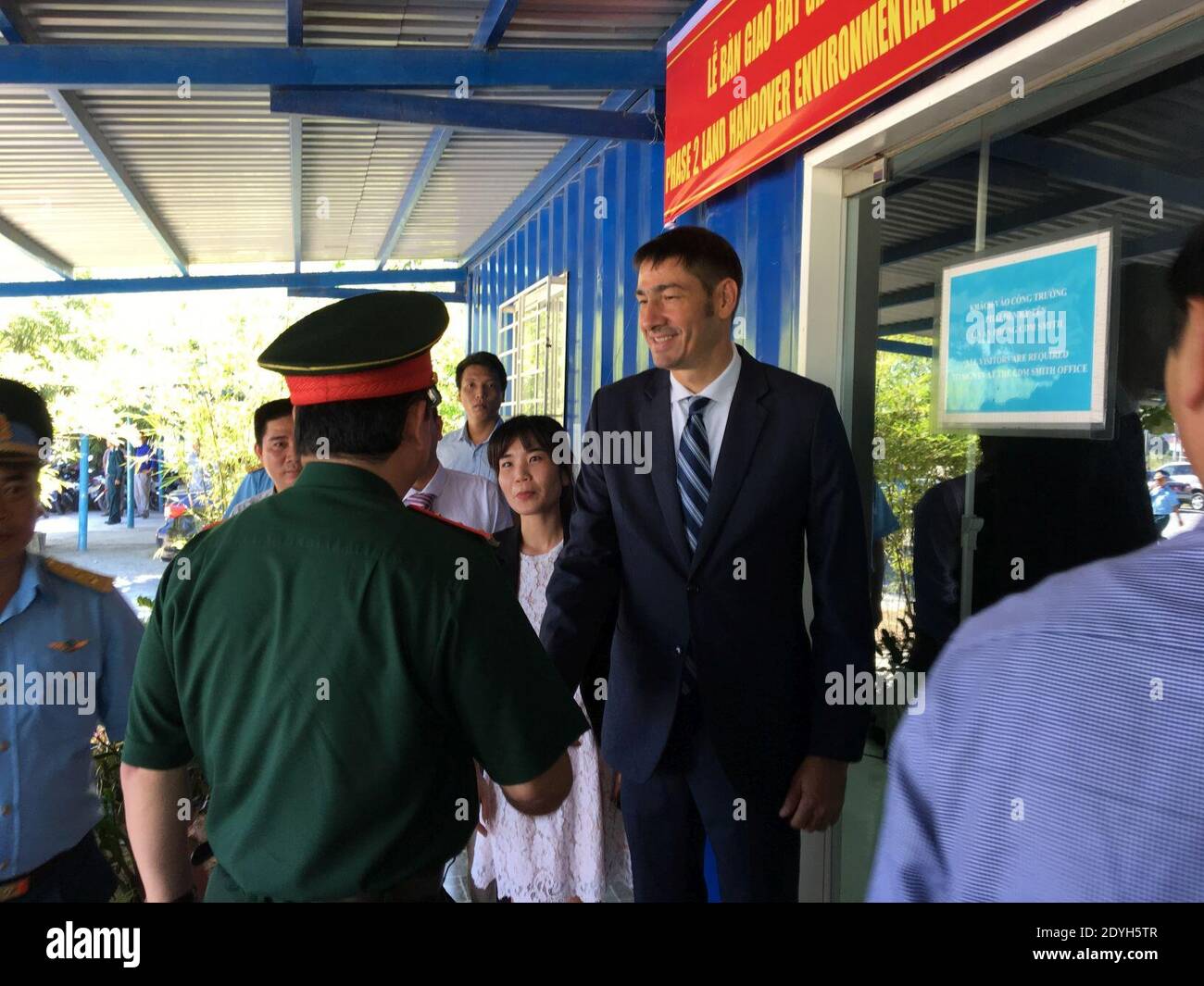 Land Handover Ceremony at Danang Airport (38060052581 Stock Photo - Alamy