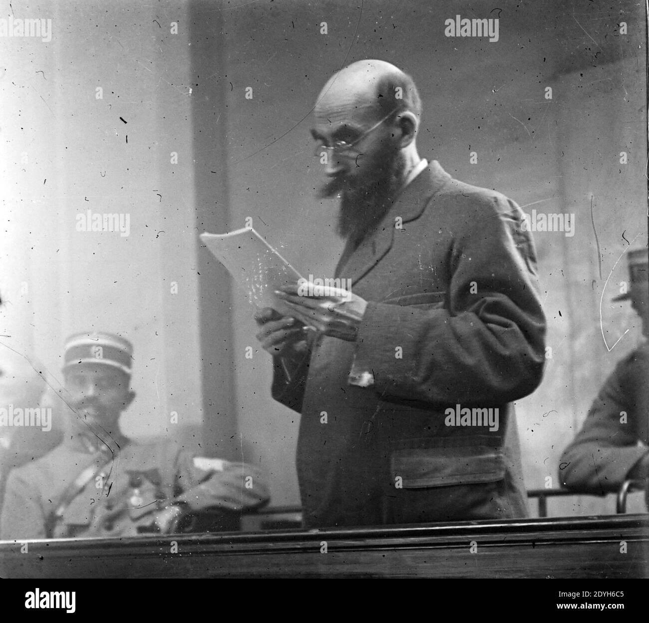 Landru Black and White Stock Photos & Images - Alamy