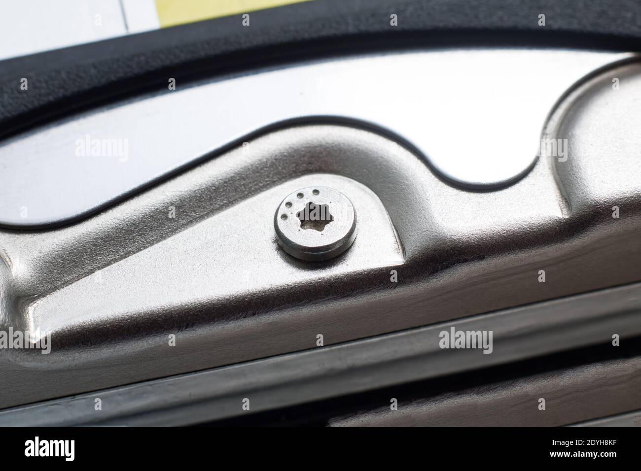 Installing screwed hi-res stock photography and images - Alamy
