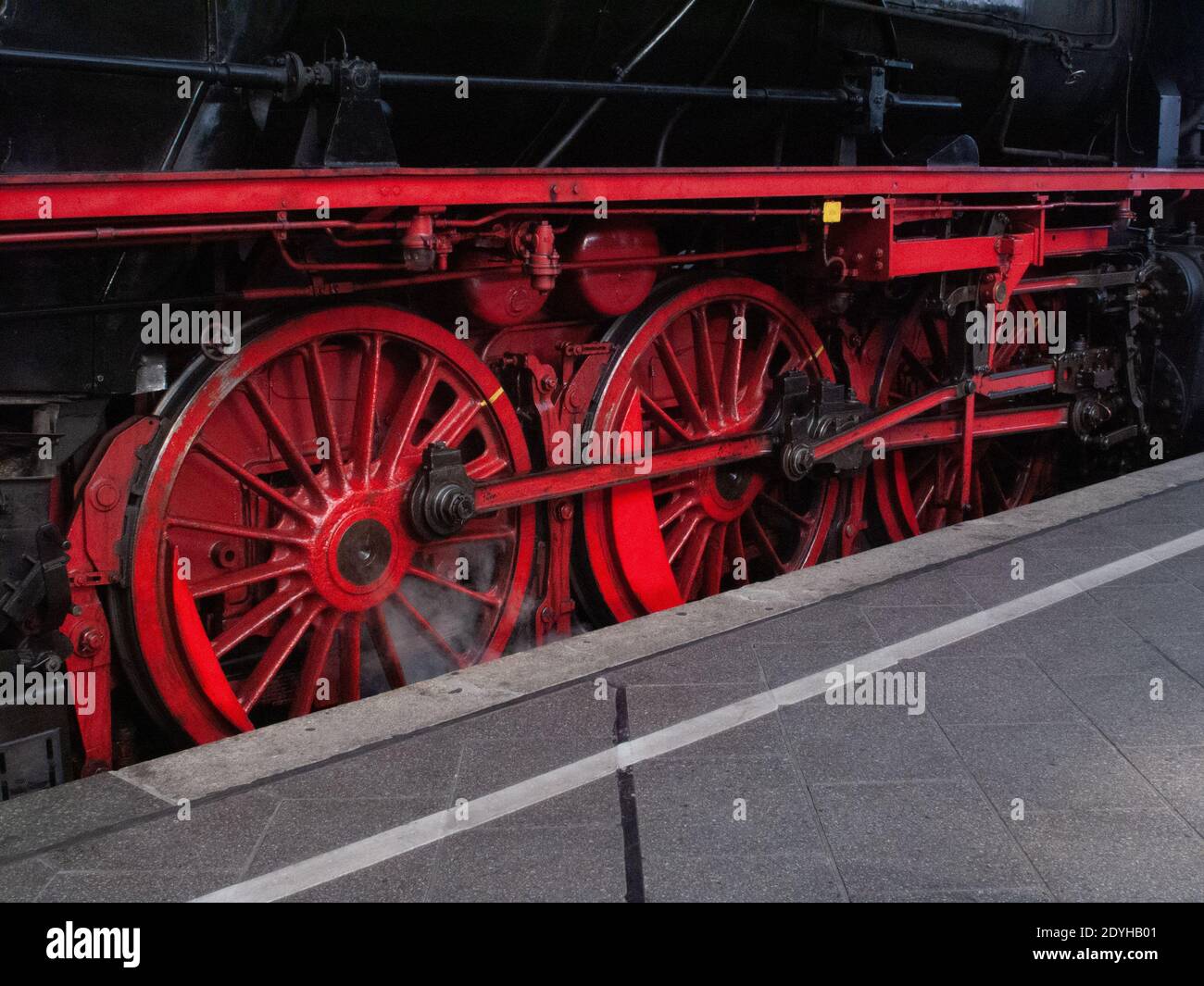 TallantImages Train, Trains, Steam, Engine, Deutsche, Bahn, Leipzig ...