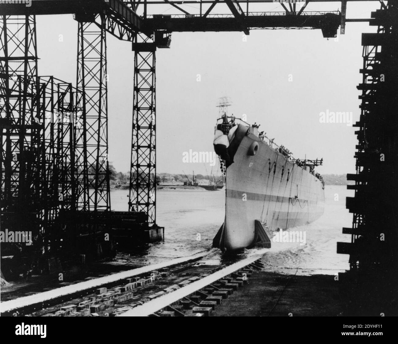 Launch of USS Topeka (CL-67) at the Fore River Shipyard, Quincy ...