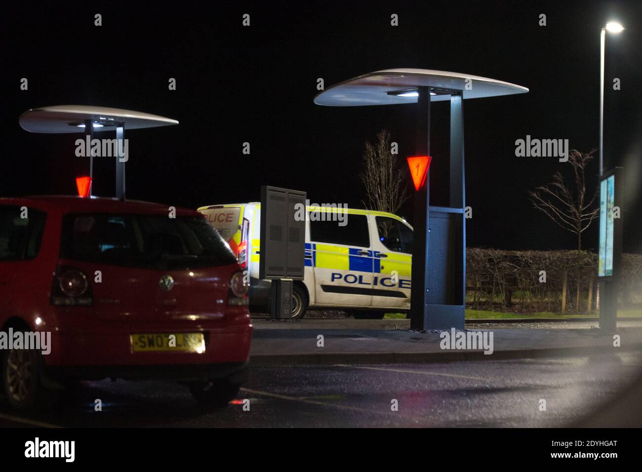 Back of police car hi-res stock photography and images - Alamy