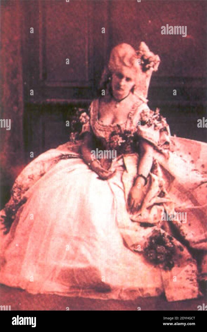 Contessa classic hi-res stock photography and images - Alamy