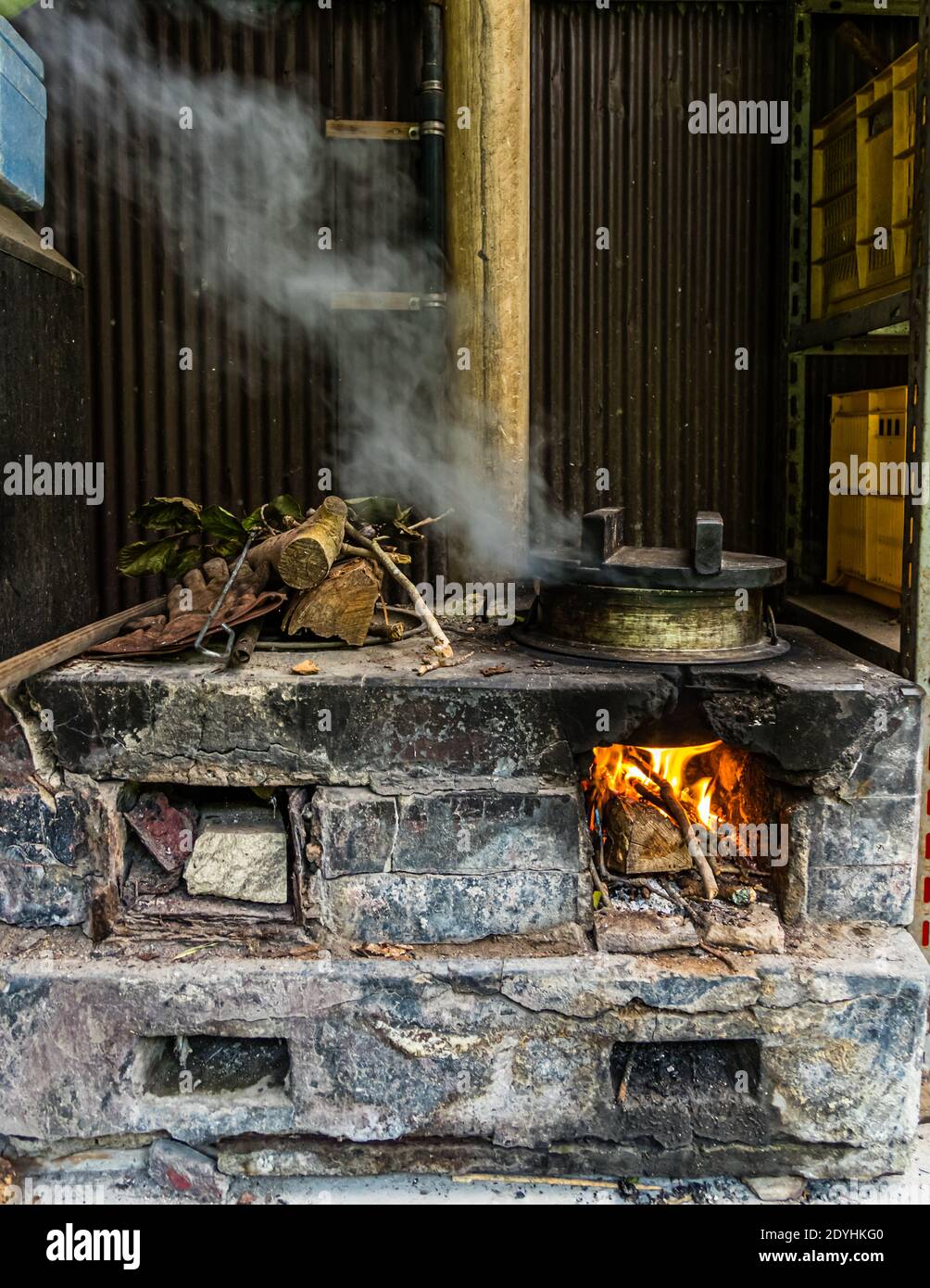 Fire brickwork hi-res stock photography and images - Alamy