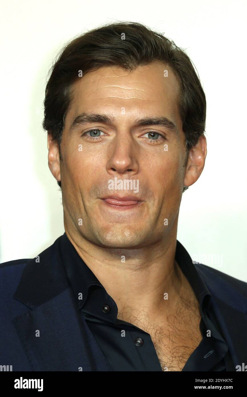 Henry cavill headshot hi-res stock photography and images - Alamy