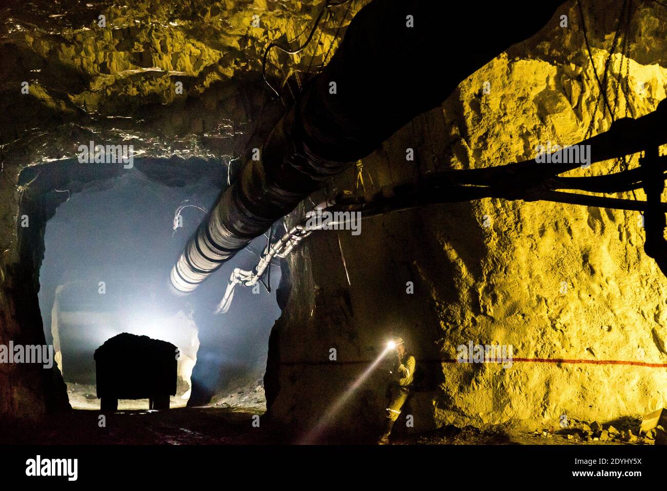Underground in a gold mine in South Africa Stock Photo - Alamy