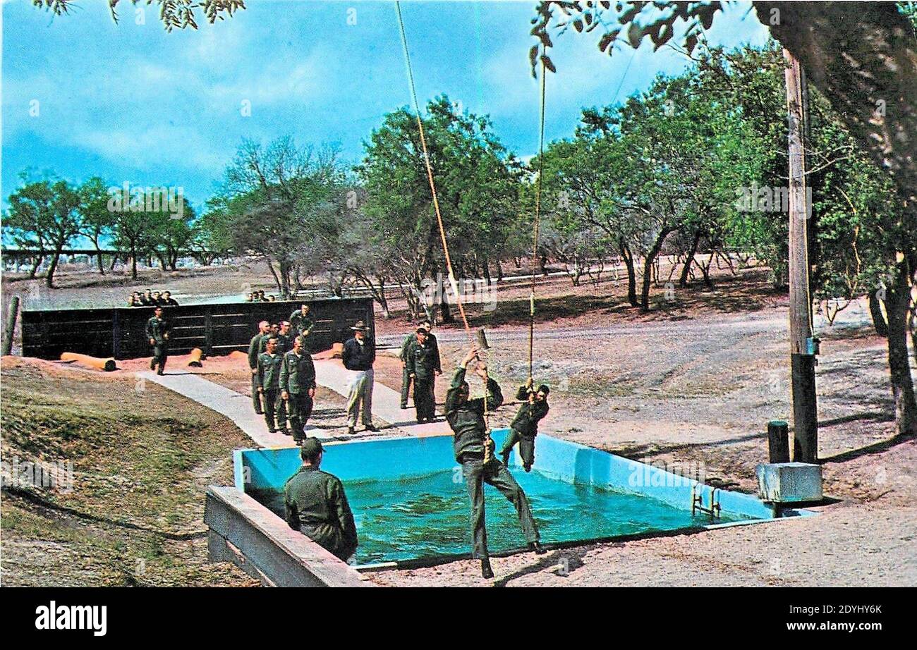 Obstacle course lackland air hi-res stock photography and images - Alamy