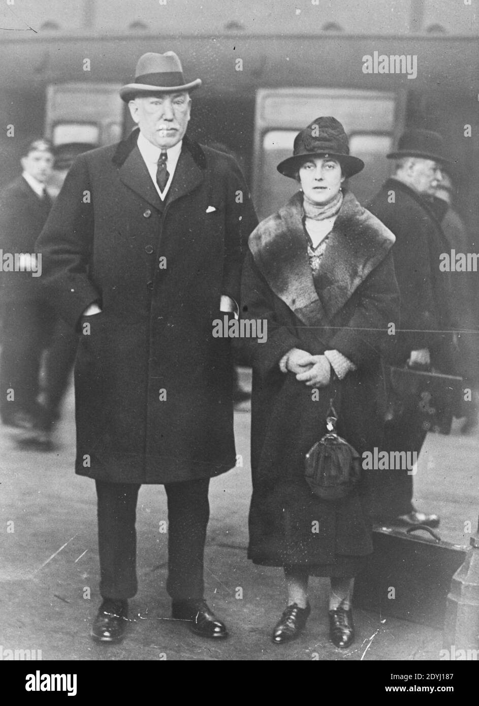 Lady et sir James Craig 1924 Stock Photo - Alamy
