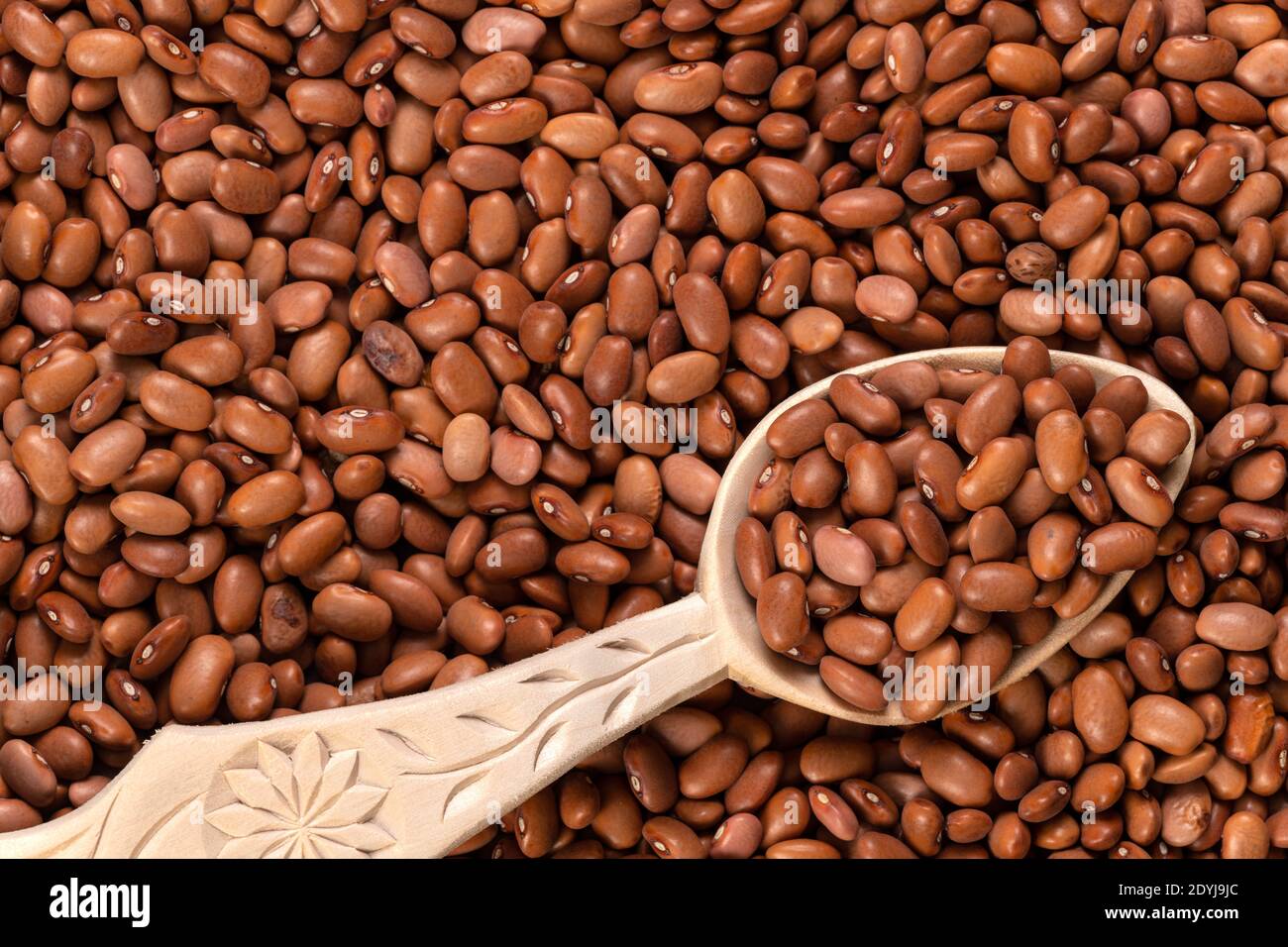 Pink kidney beans background and texture. Top view Stock Photo - Alamy