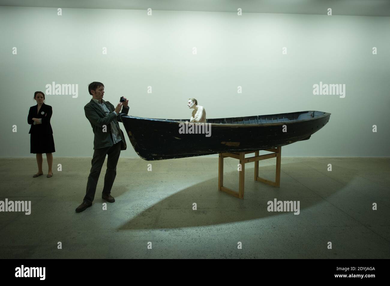 Australian sculptor ron mueck hi-res stock photography and images - Alamy