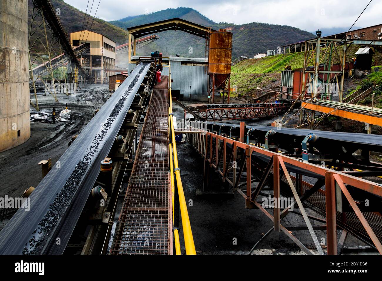 Gold mining process plant hi-res stock photography and images - Alamy