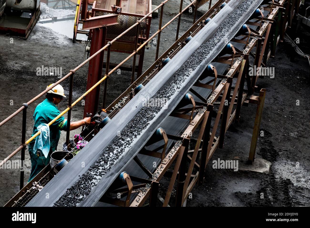 Gold mining process plant hi-res stock photography and images - Alamy