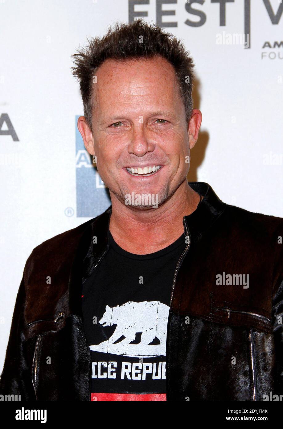 Dean winters new york premiere hi-res stock photography and images - Alamy