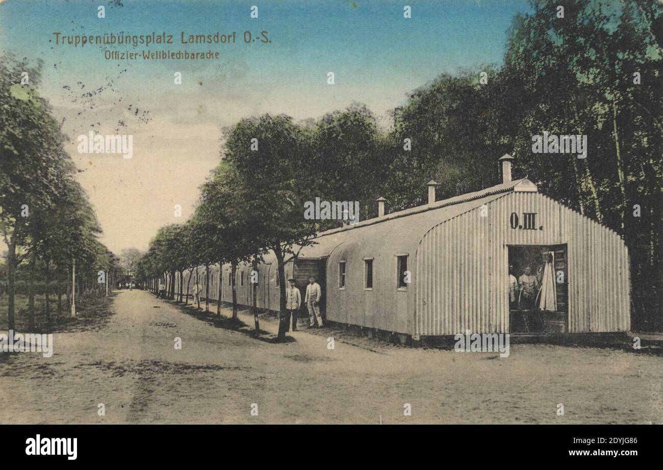 Lamsdorf, Schlesien - Truppenübungsplatz, Offizierswellblechbaracke ...