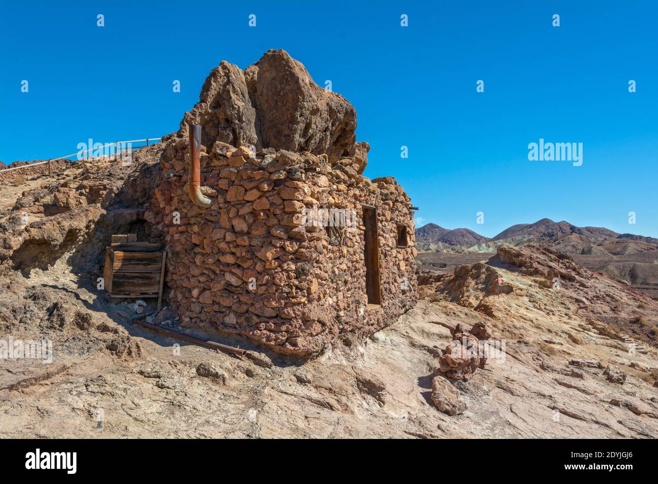 Mine structure hi-res stock photography and images - Alamy