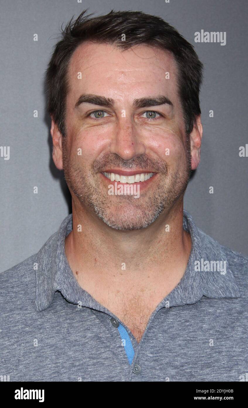Rob Riggle arriving for the Paramount Pictures' L.A. premiere of 'Pain ...