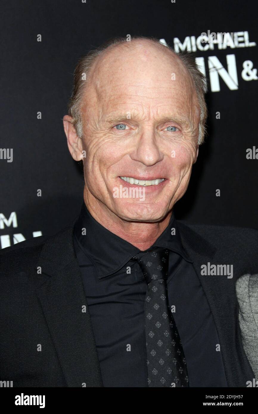 Ed Harris arrives to the premiere of 'Pain and Gain' at The Chinese ...