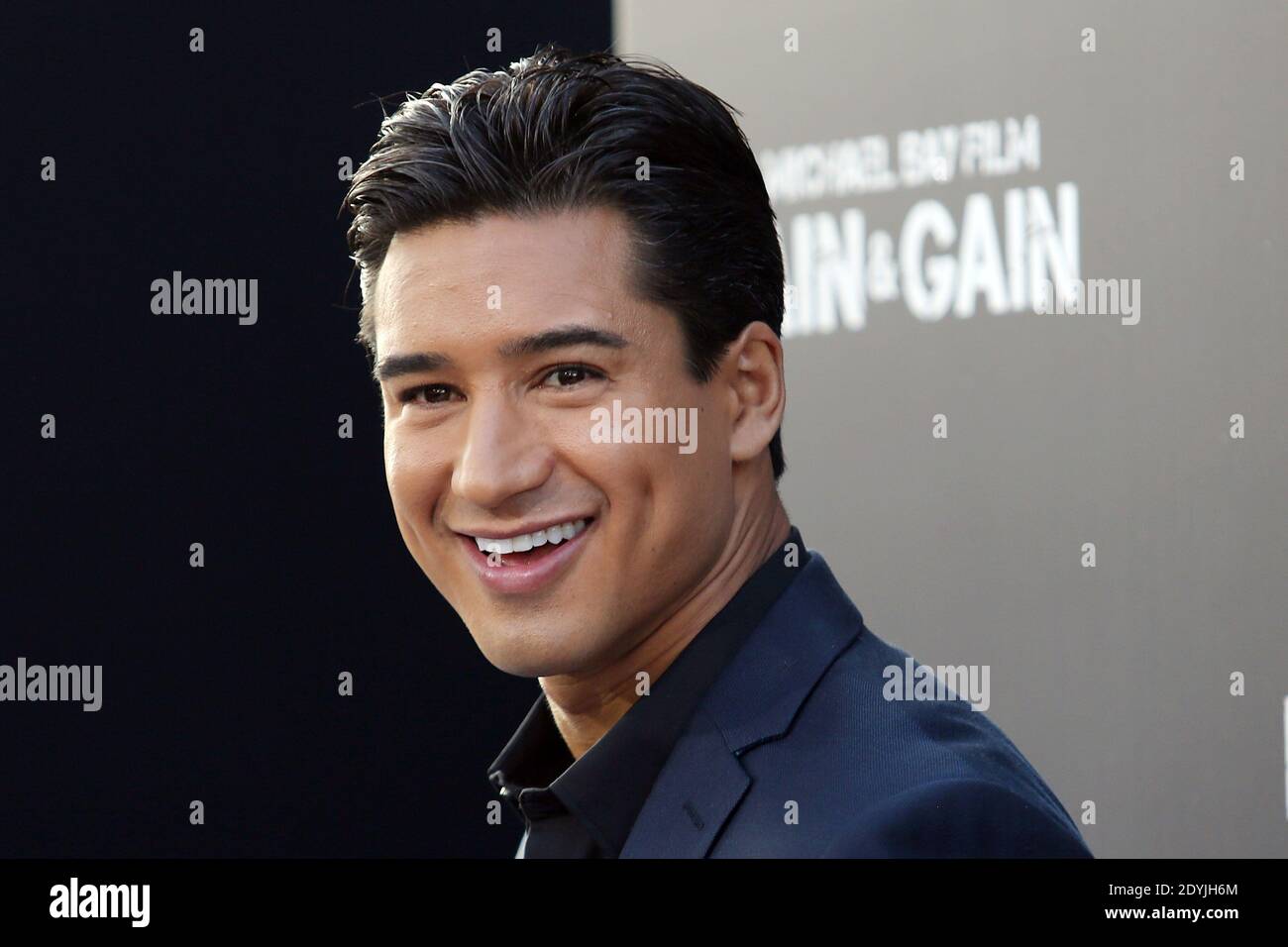 Mario Lopez arrives to the premiere of 'Pain and Gain' at The Chinese ...