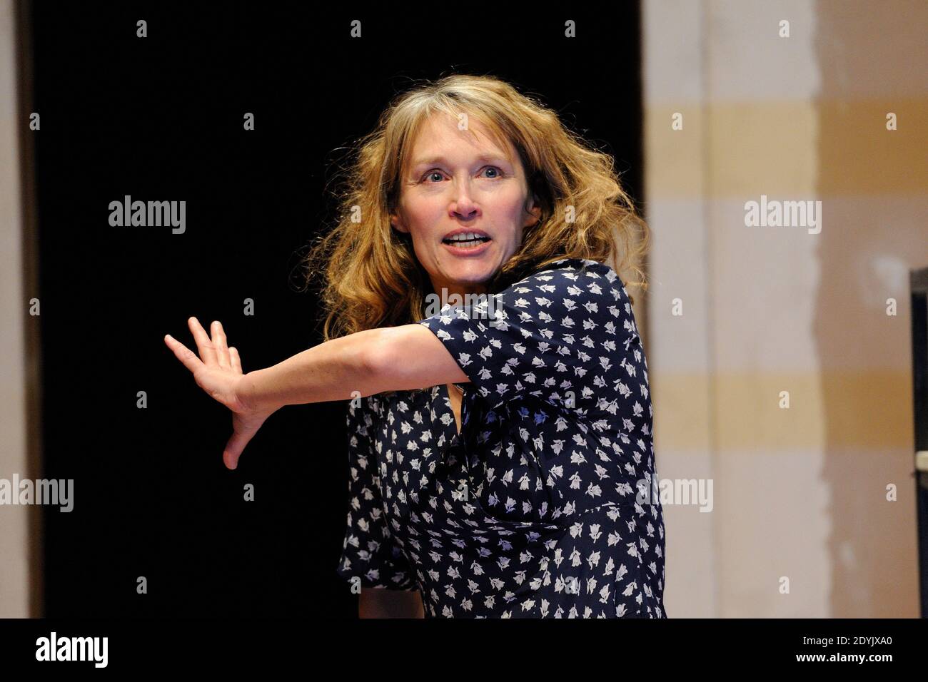 Marianne Basler on stage during a presentation of "Je pense a Yu" at ...