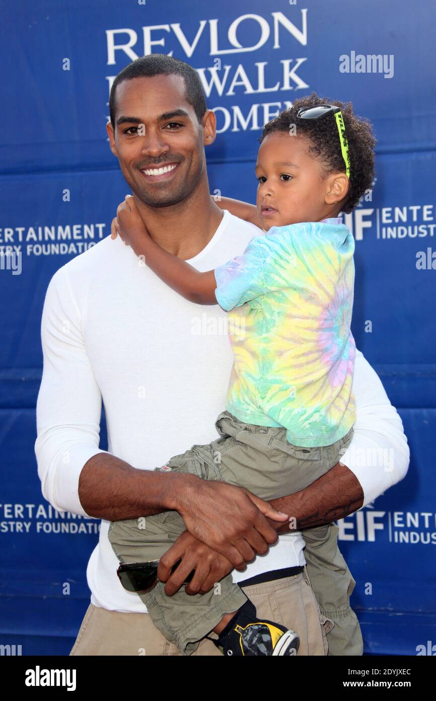 Lamon Archey arrives at the '20th Annual EIF Revlon Run/Walk For Women ...