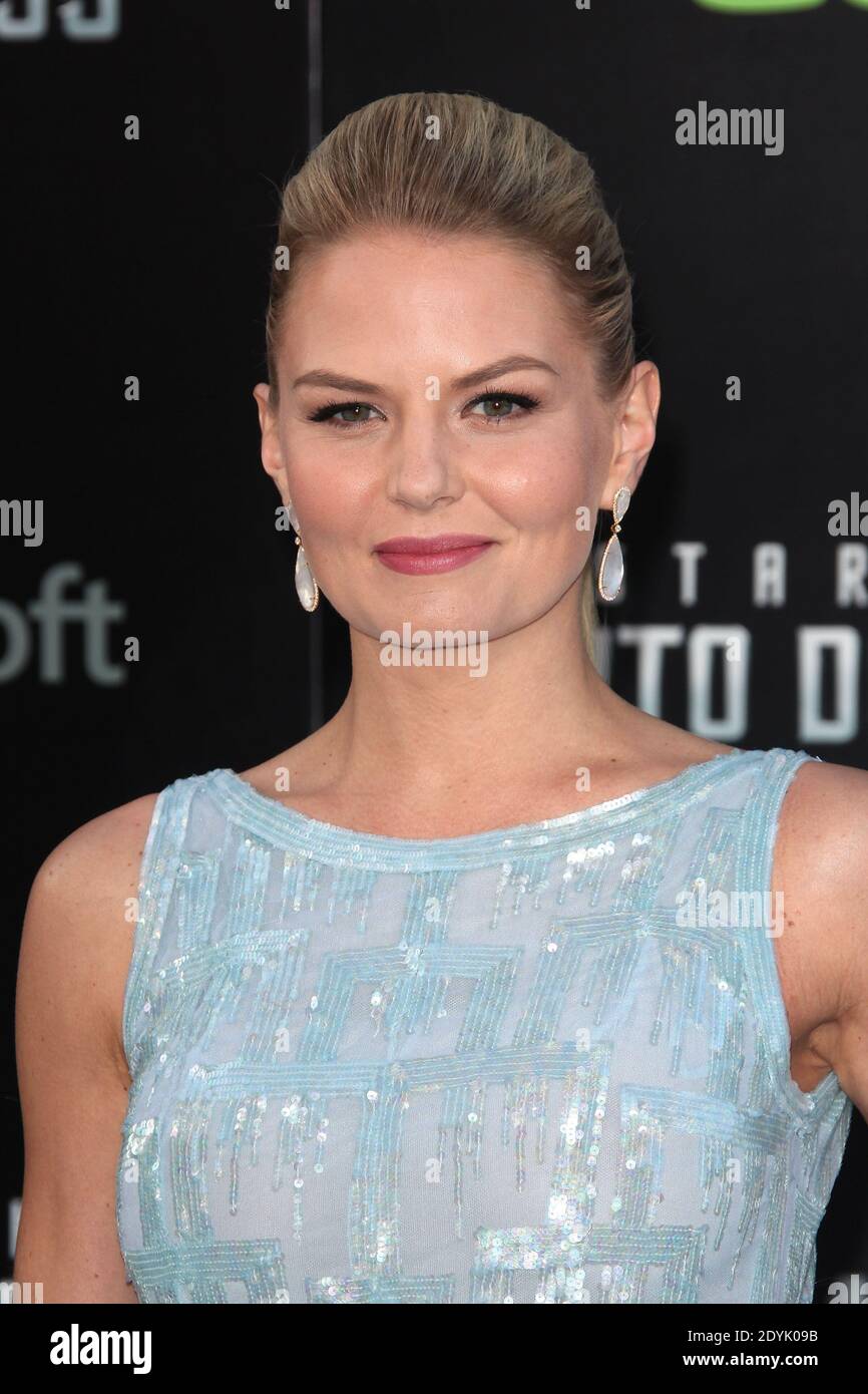 Jennifer Morrison arrives to the premiere of 'Star Trek Into Darkness ...