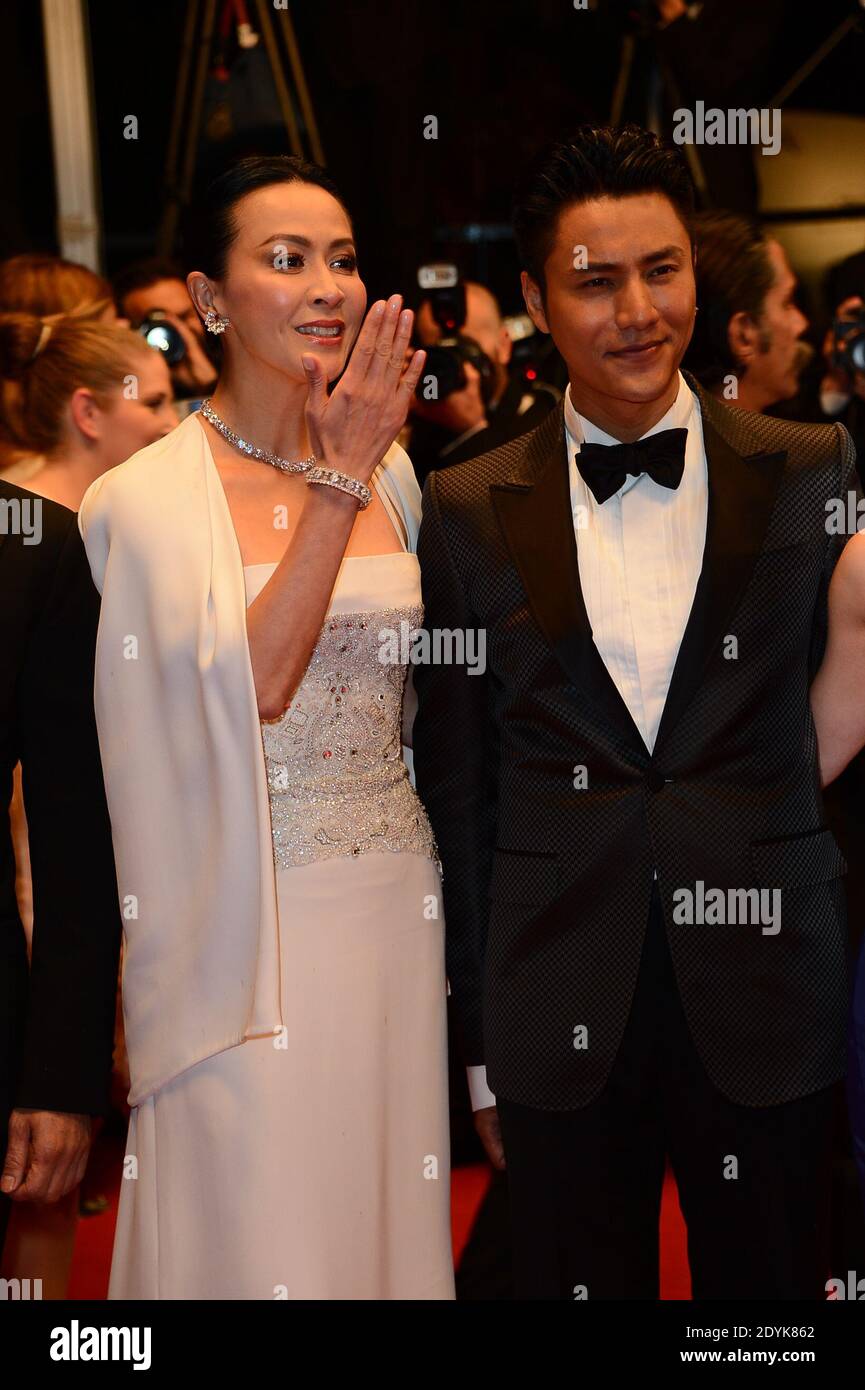 Cast of Bends, Flora Lau, Carina Lau, Kun Chen arriving at the 'Soshite ...