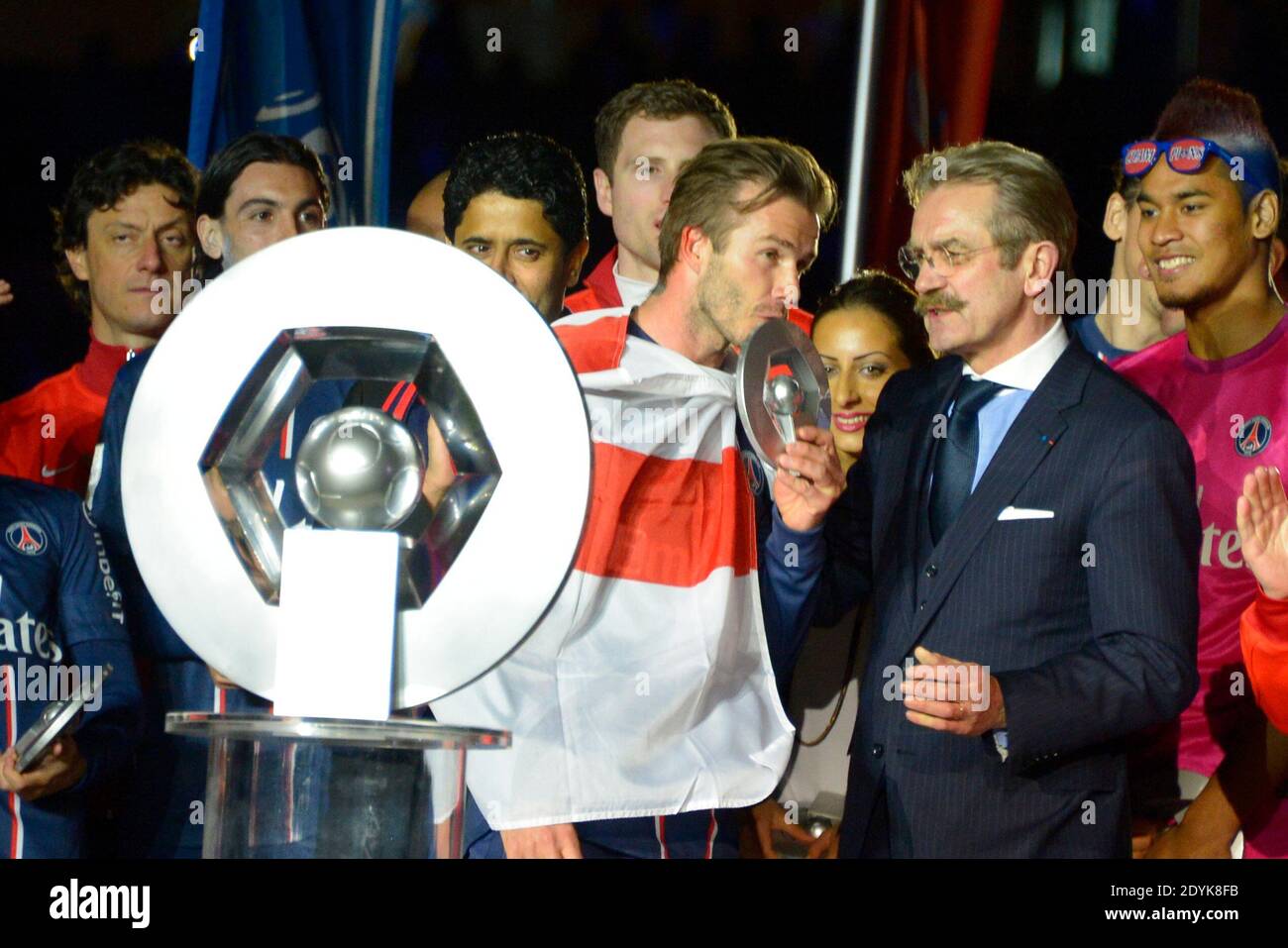 David Beckham receiving the Trophy of French League Champion after the ...