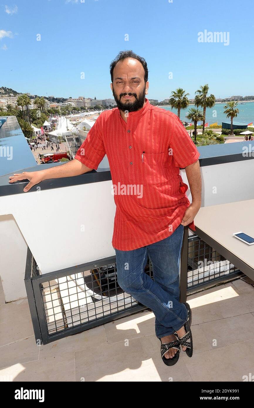 EXCLUSIVE - Amit Kumar posing at a 'Monsoon Shootout' photocall held at ...