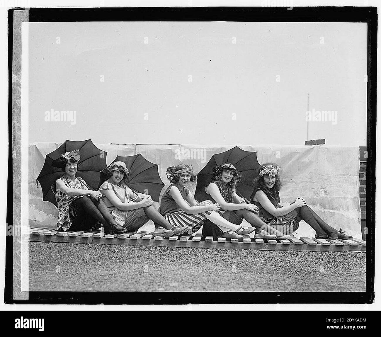 Bathing scene Black and White Stock Photos & Images - Alamy