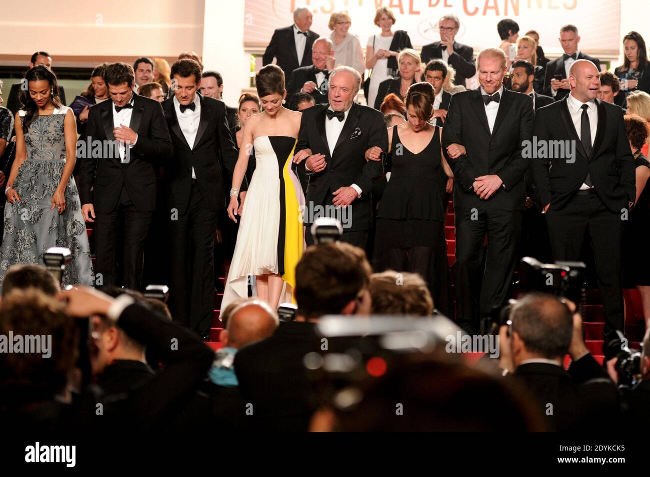 Guillaume Canet, Marion Cotillard, Clive Owen, Zoe Saldana, James Caan ...