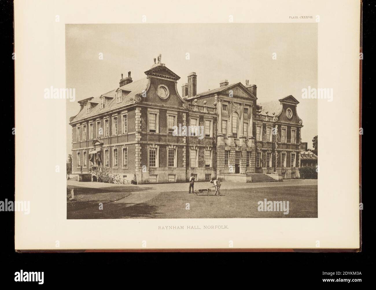 Raynham hall norfolk hi-res stock photography and images - Alamy