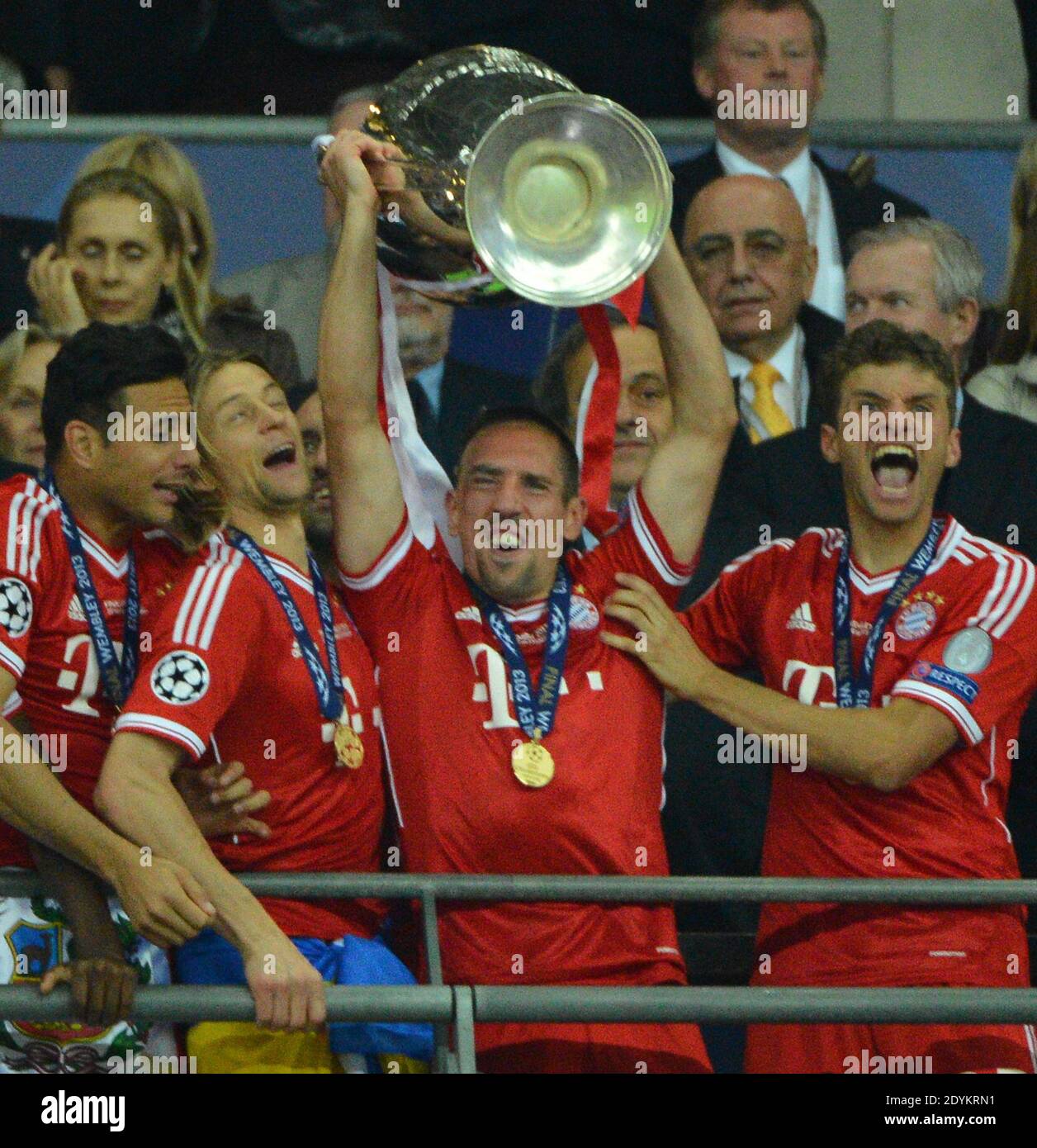 Franck ribery champions league trophy hi-res stock photography and ...