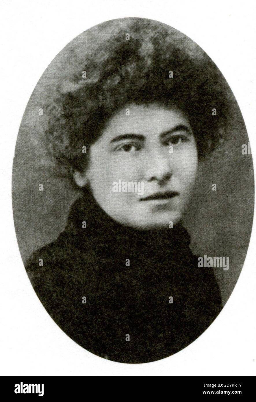 Laura lafargue hi-res stock photography and images - Alamy