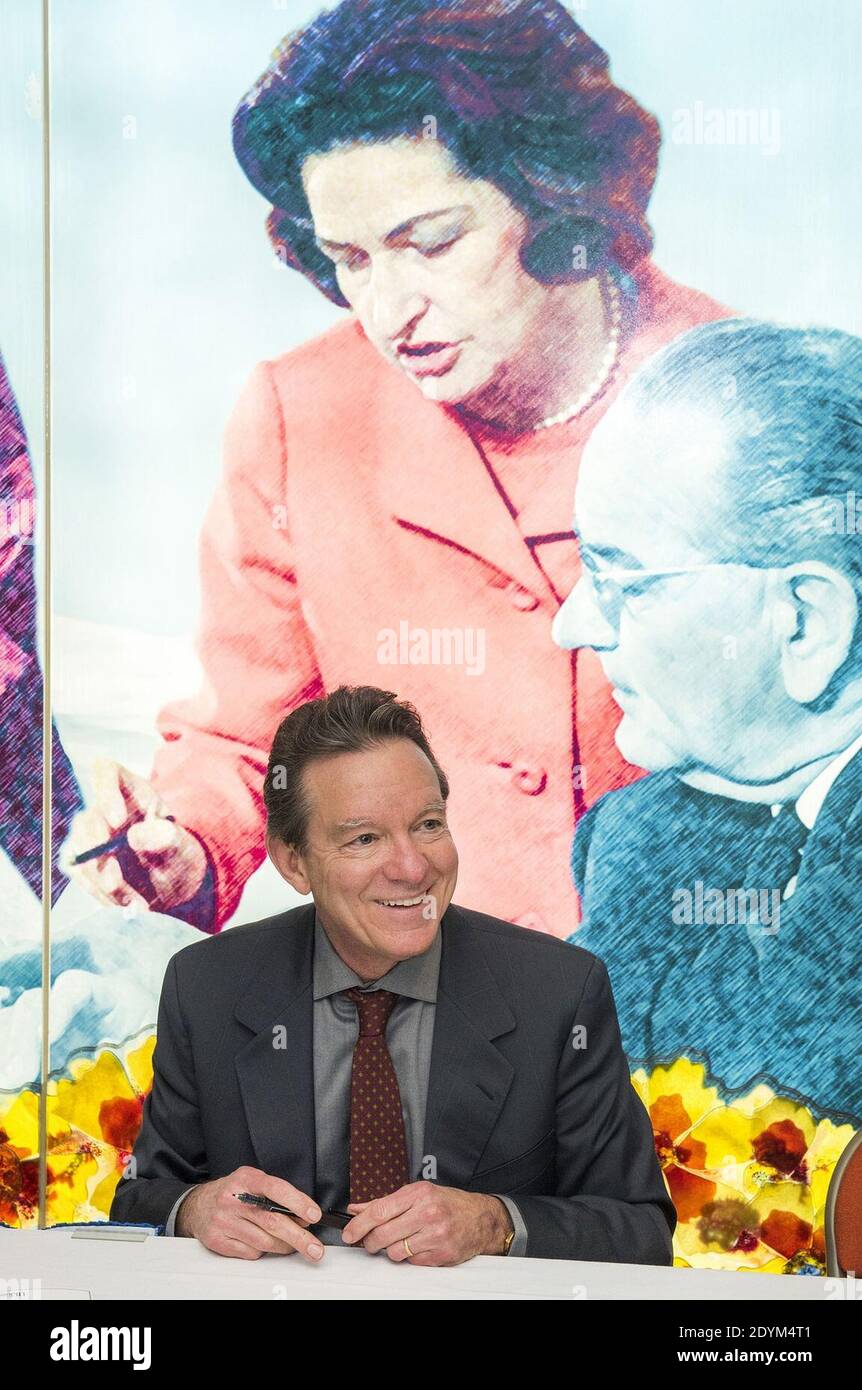 Lawrence Wright in 2018 Stock Photo - Alamy