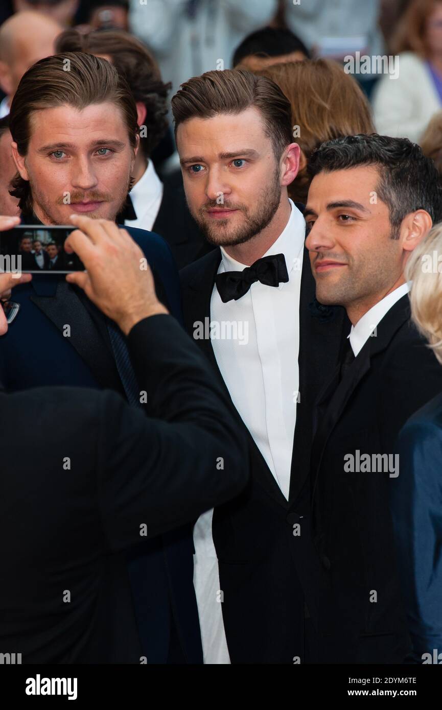 Garrett Hedlund, Justin Timberlake and Oscar Isaac arriving for the ...