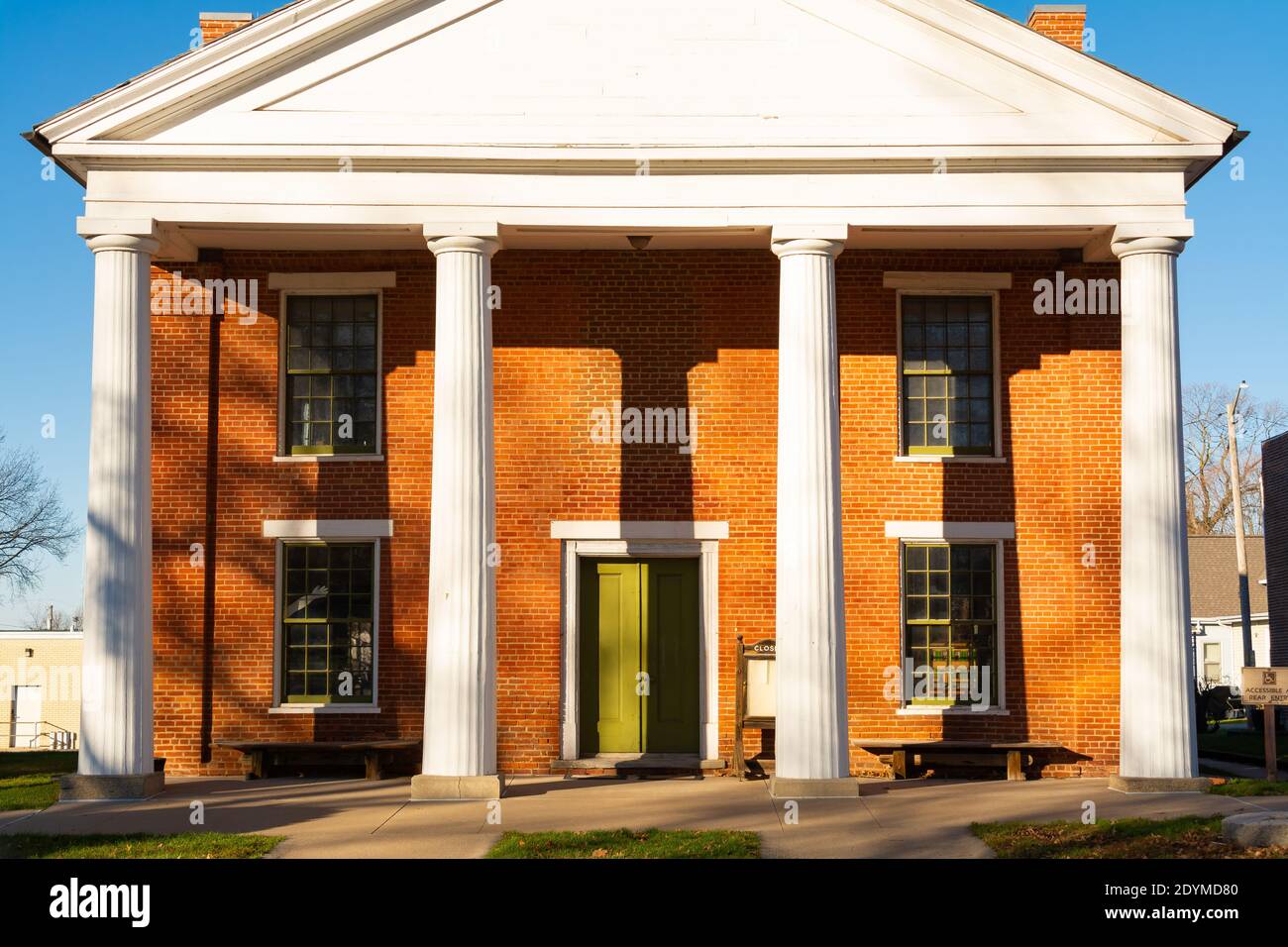 Old courthouse in small Midwest town. Metamora, Illinois, USA Stock ...