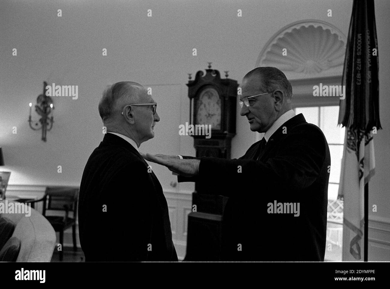 Wayne morse Black and White Stock Photos & Images - Alamy