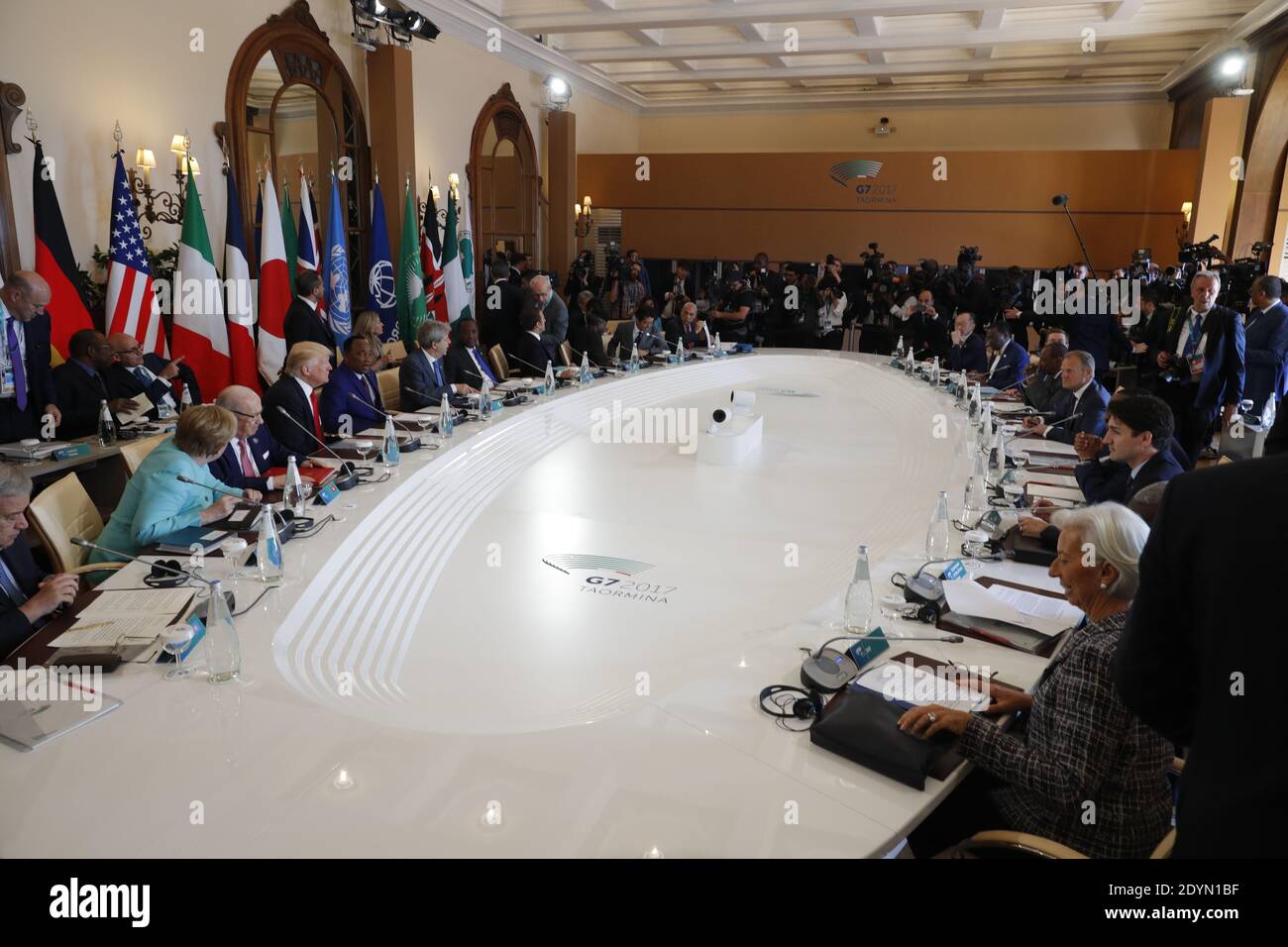 General view of the round table where G7 Summit leaders and leaders ...